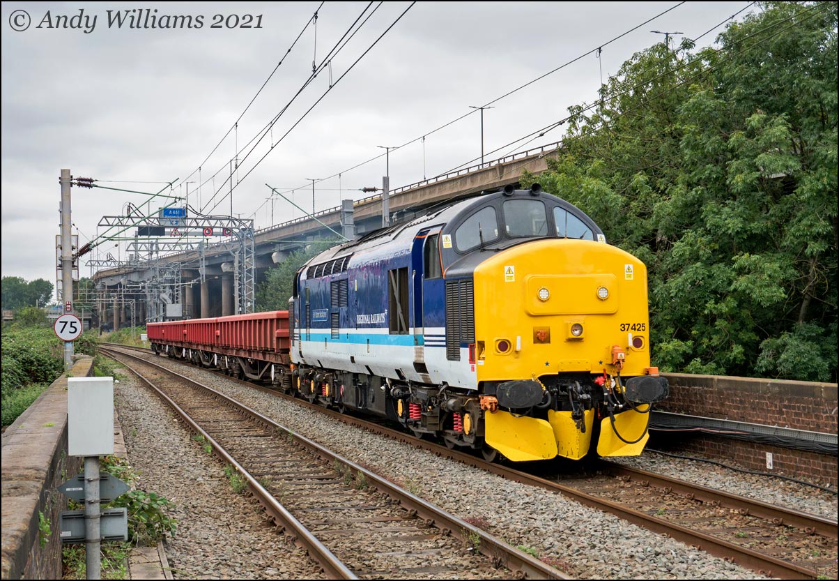 BescotPlus - 37425 at Bescot